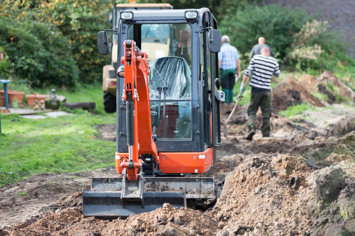 Mini Digger Hire in Liverpool | Quirky Hire
